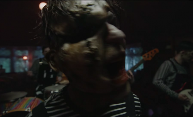 Ice Nine Kills estrena video para 'Assault & Batteries' inspirado en Chucky