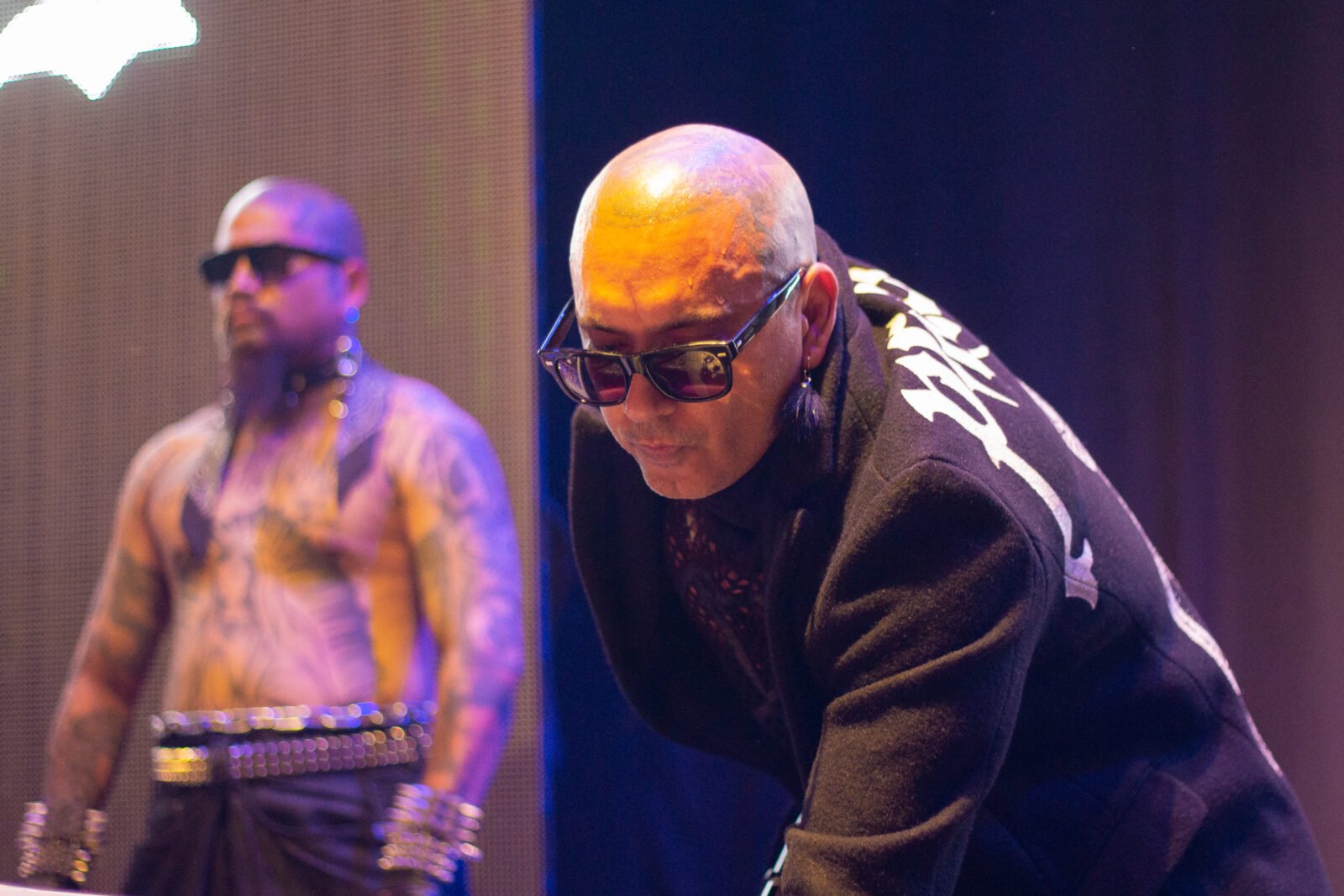 No es goth, no es cholo: ¡es Chologoth! Prayers por primera vez en México