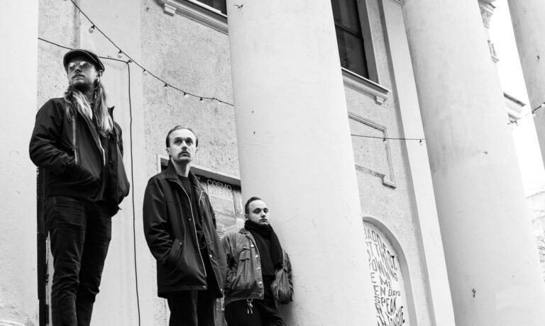Molchat Doma y su post-punk de regreso en México